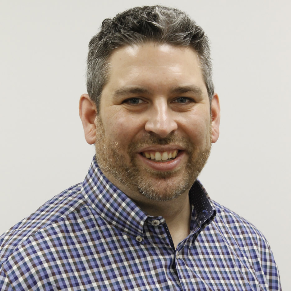 Brent_Headshot_3-2021 – Martket Branding Inc.